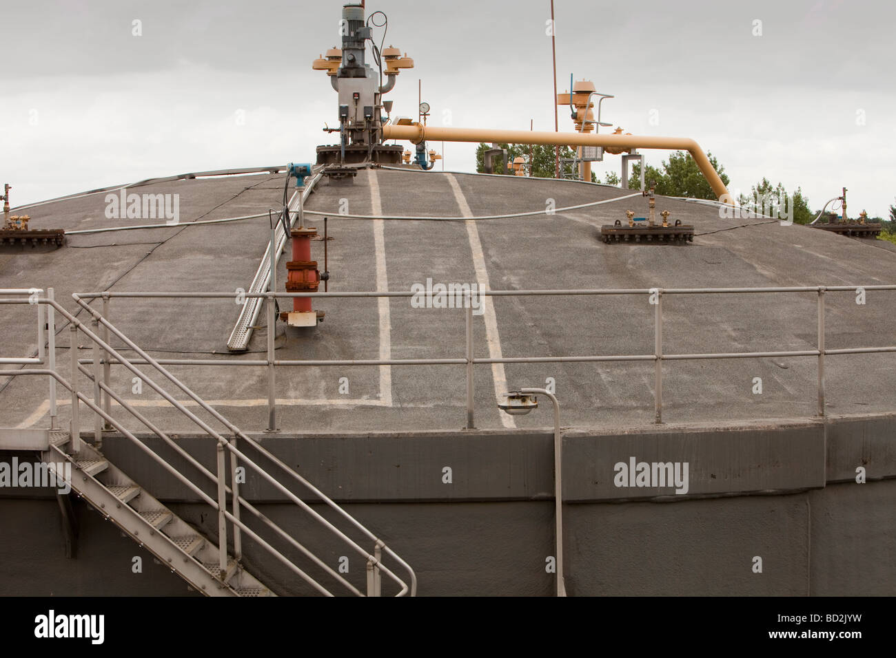 Biodigesters producing biogas from human waste that is then burnt to ...