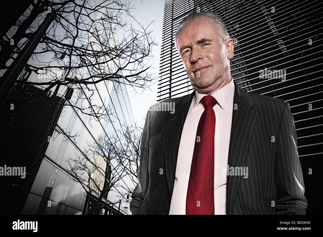 City setting hi-res stock photography and images - Alamy
