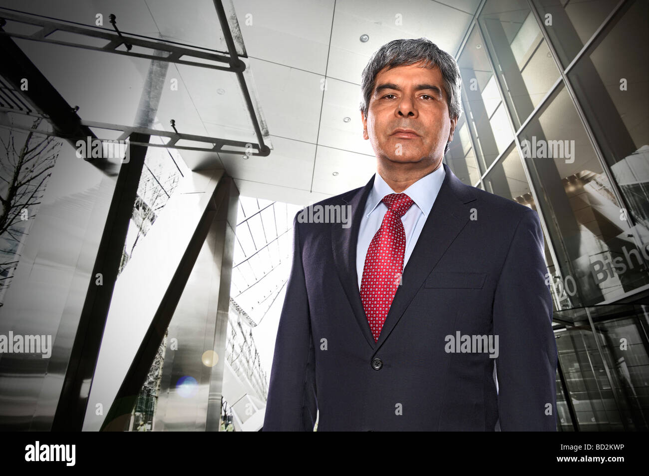 City setting hi-res stock photography and images - Alamy