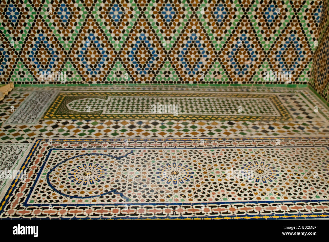 Colourful wall and floor tiles hi-res stock photography and images - Alamy