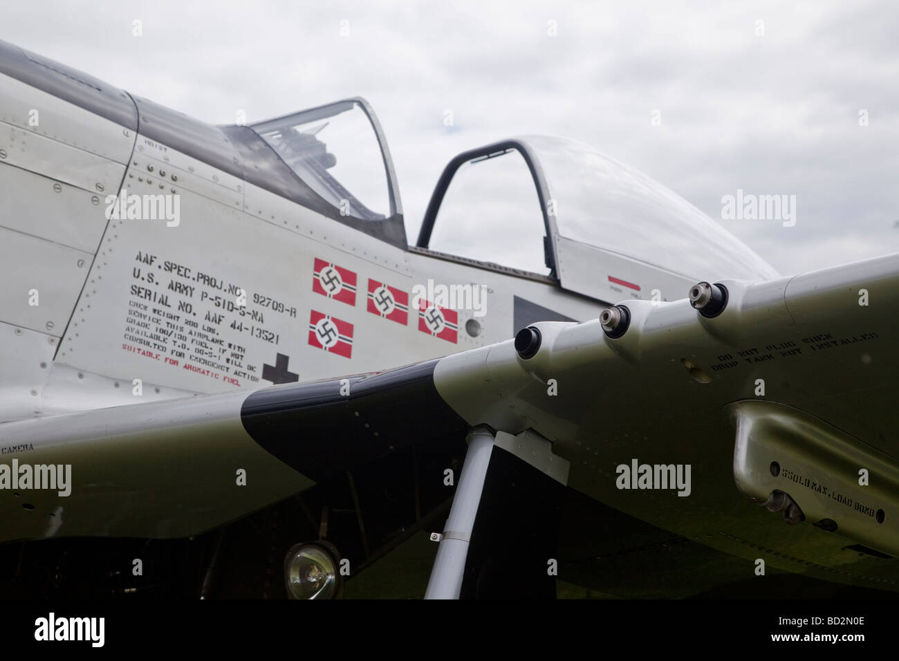 P 51 mustang cockpit hi-res stock photography and images - Alamy