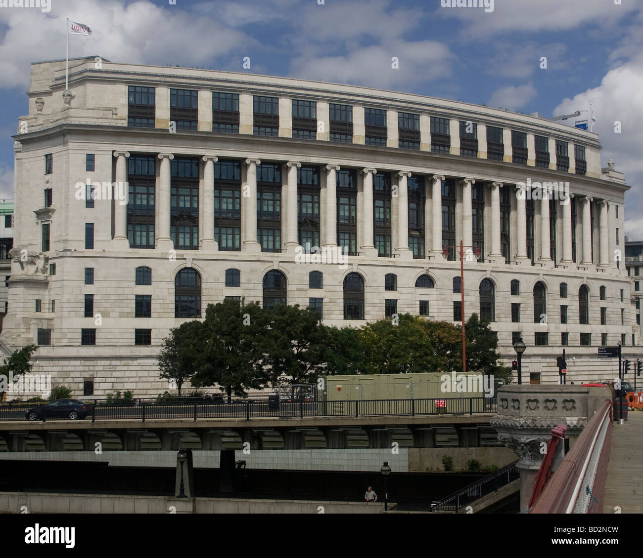 Unilever house hi-res stock photography and images - Alamy