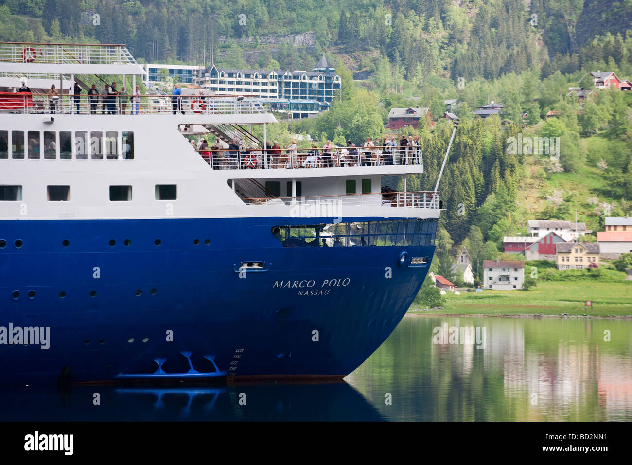 Stern of a cruise ship hi-res stock photography and images - Alamy