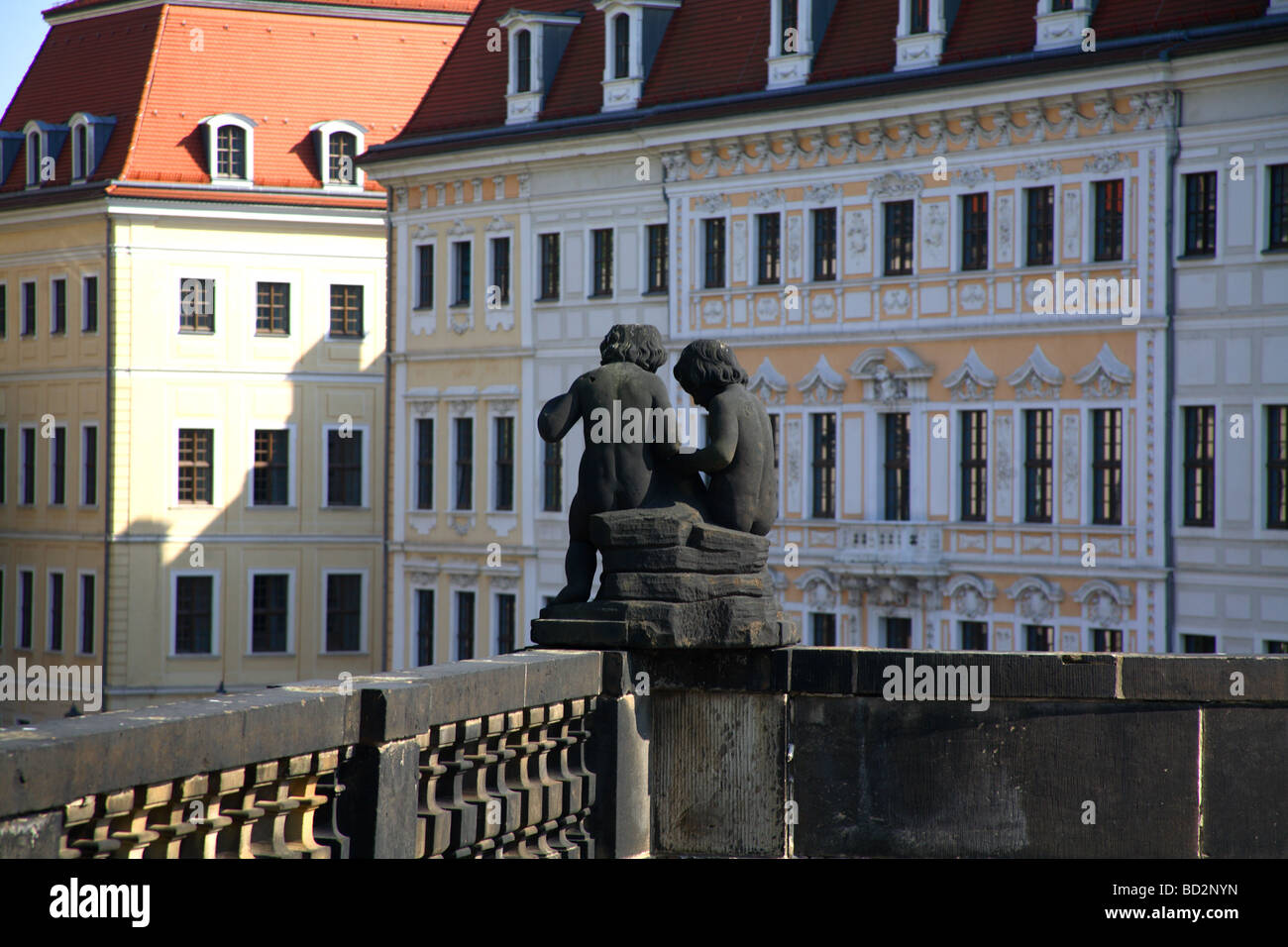 Pictures of the so called "Neumarkt" old town in Dresden.very well ...