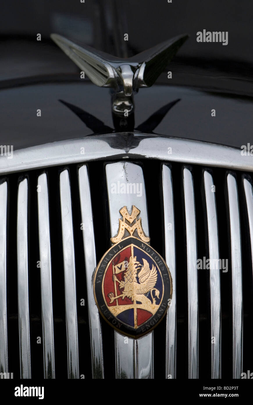 Vauxhall car badge hi-res stock photography and images - Alamy