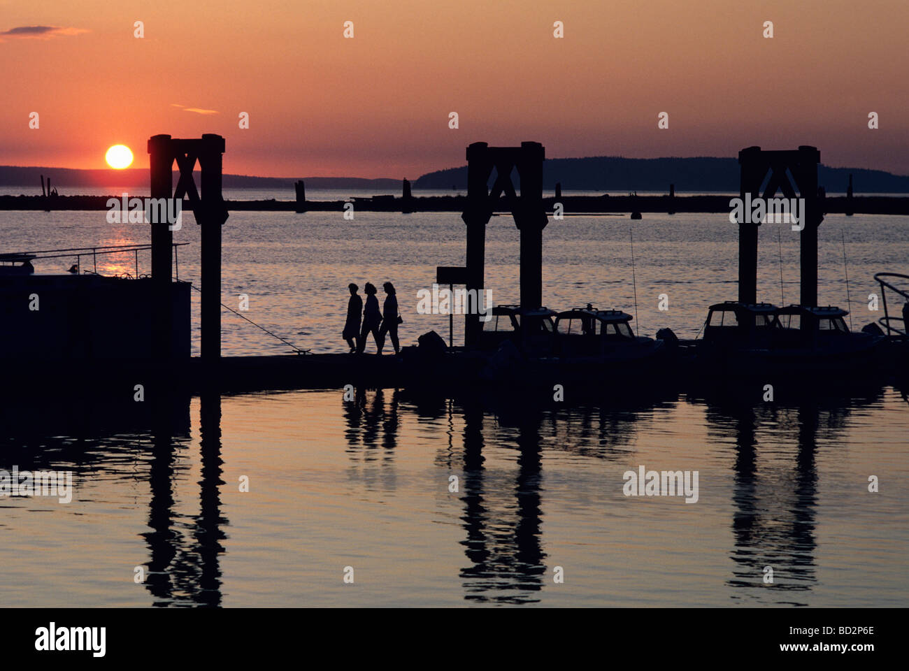 Everett marina washington state hi-res stock photography and images - Alamy