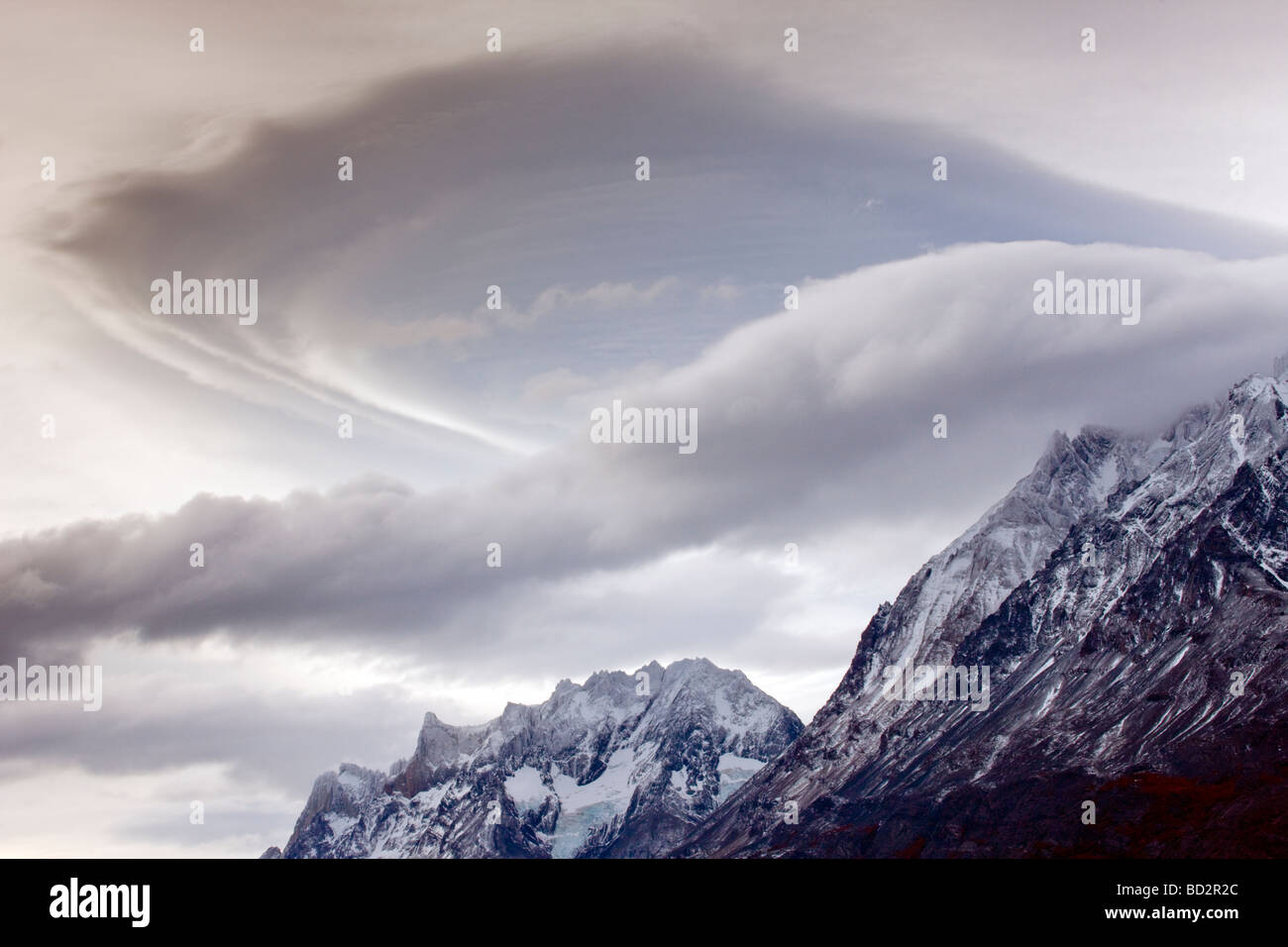 Lenticular clouds south america hi-res stock photography and images - Alamy