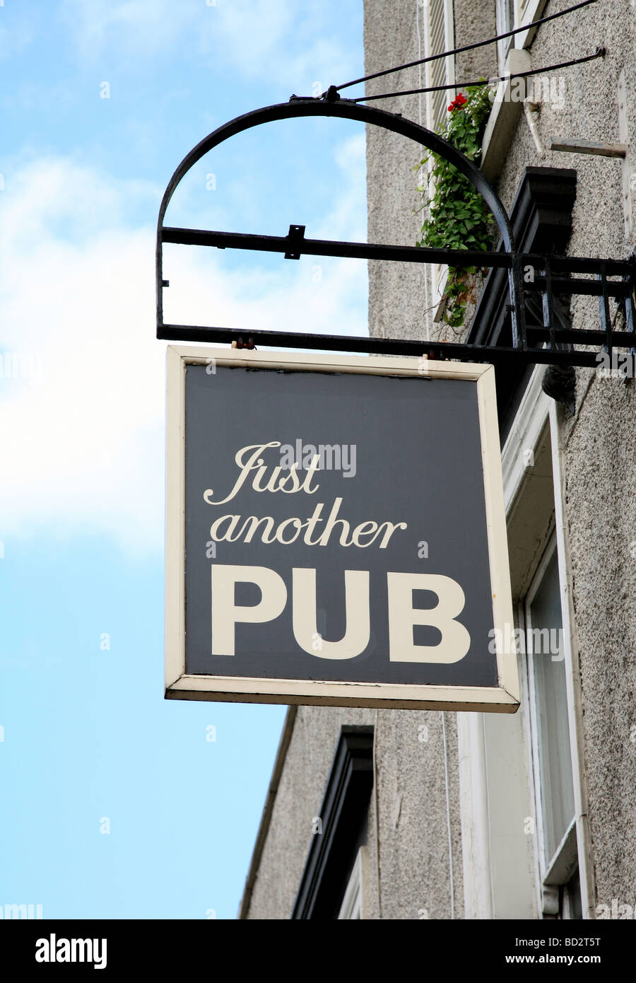 Funny pub name london hi-res stock photography and images - Alamy