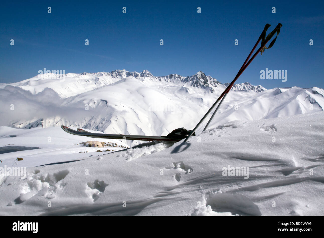 Kashmir gulmarg spring hi-res stock photography and images - Alamy