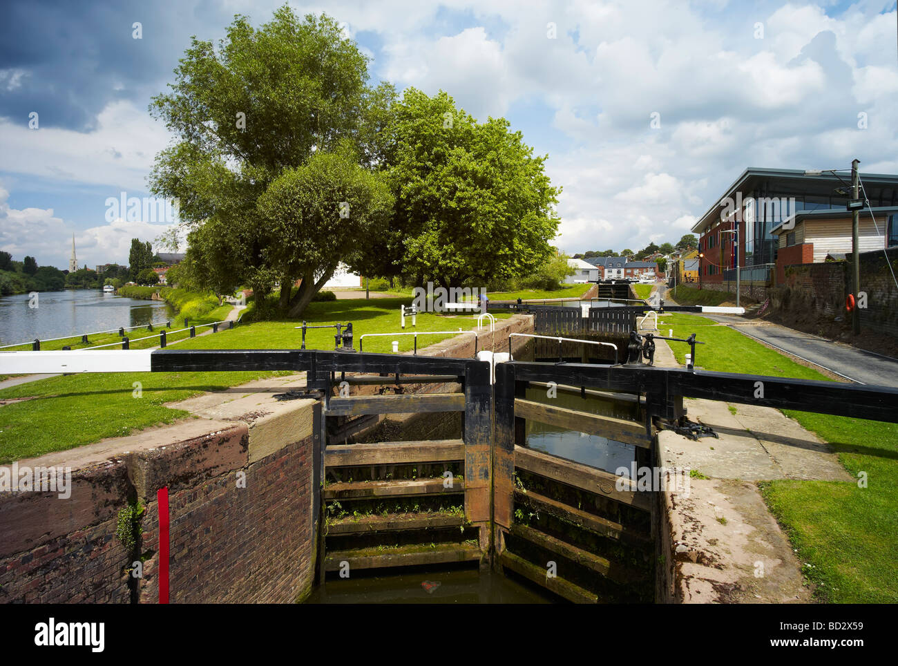 New development at Diglis Basin Worcester City Stock Photo - Alamy