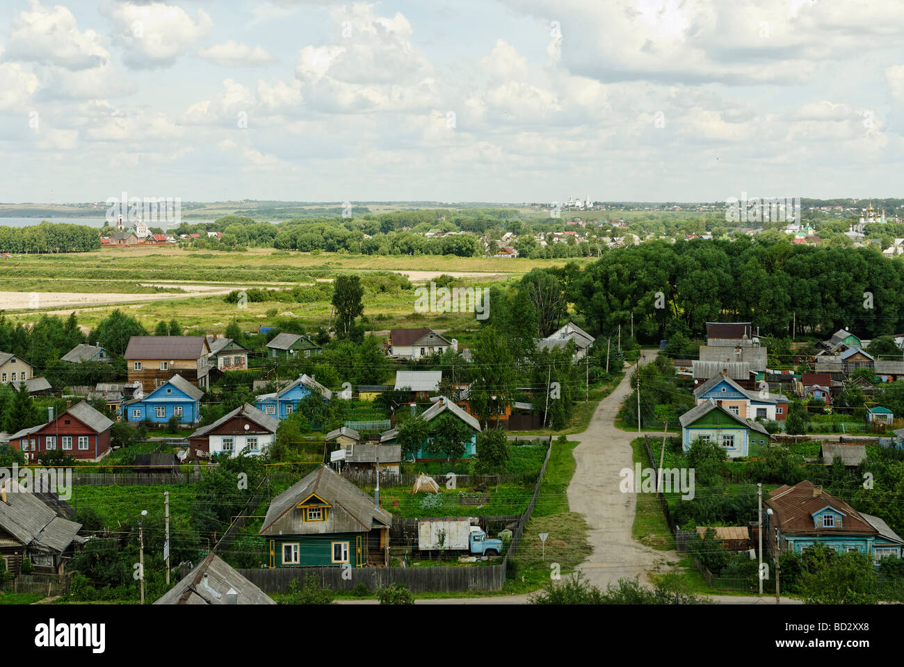 Russian country houses hi-res stock photography and images - Alamy