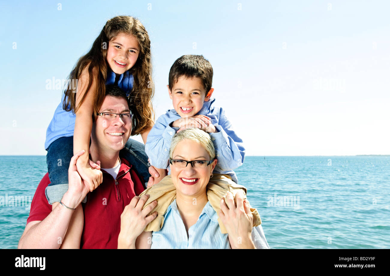 Father giving daughter shoulder ride hi-res stock photography and ...