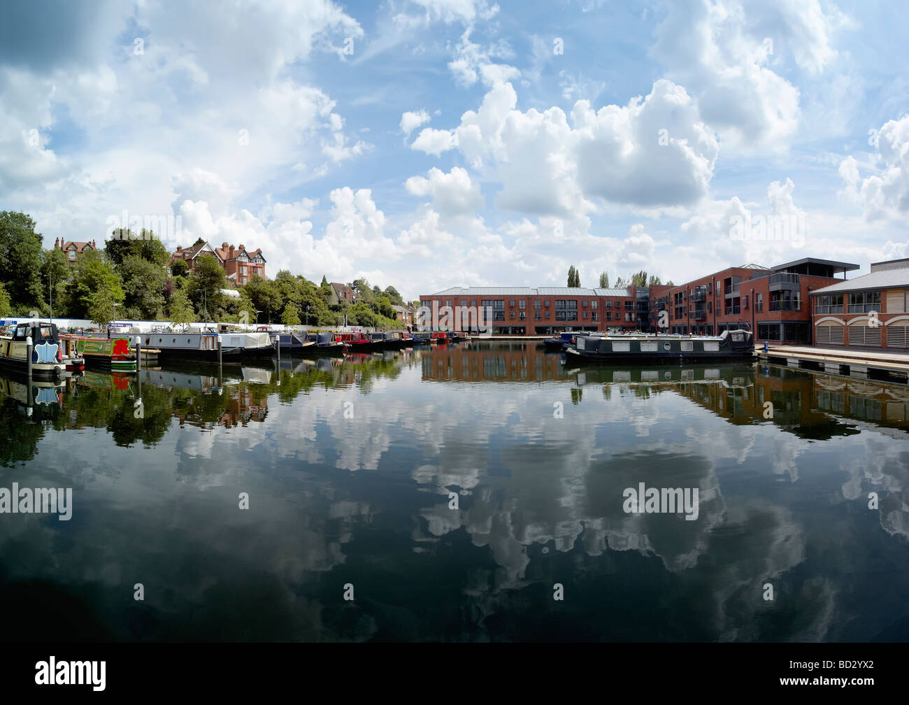 New development at Diglis Basin Worcester City Stock Photo - Alamy