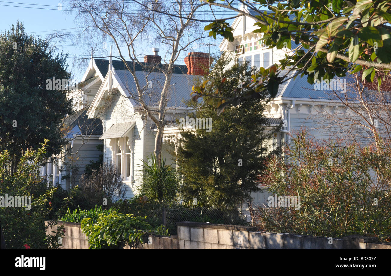 Mansions in the prestigious inner city suburb of Herne Bay, Auckland ...