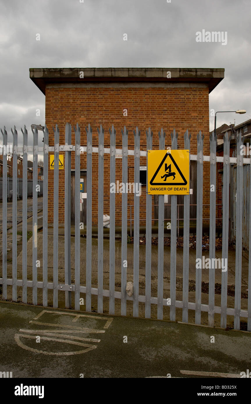 danger of death sign on railing Stock Photo - Alamy