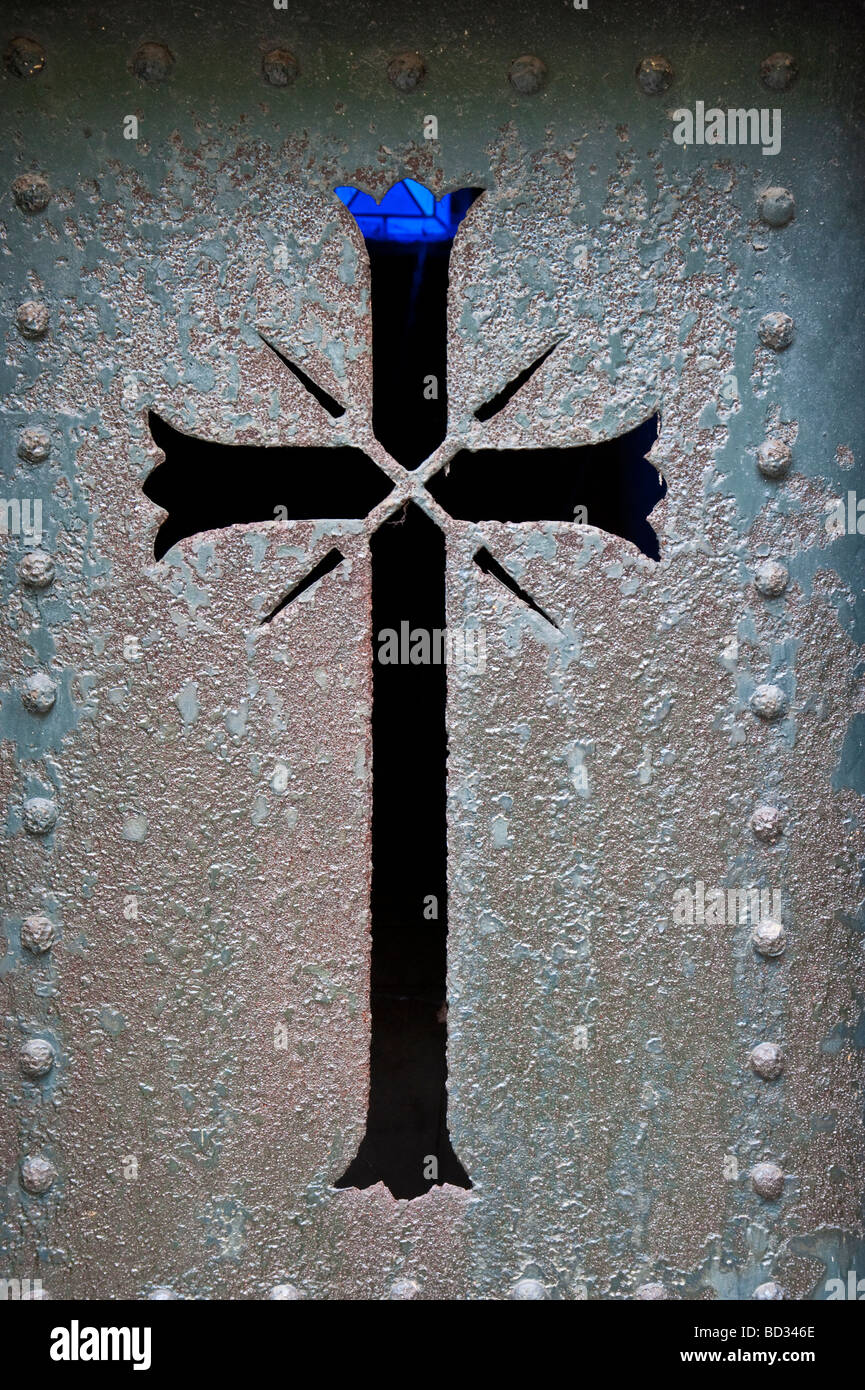 Vault door hi-res stock photography and images - Alamy