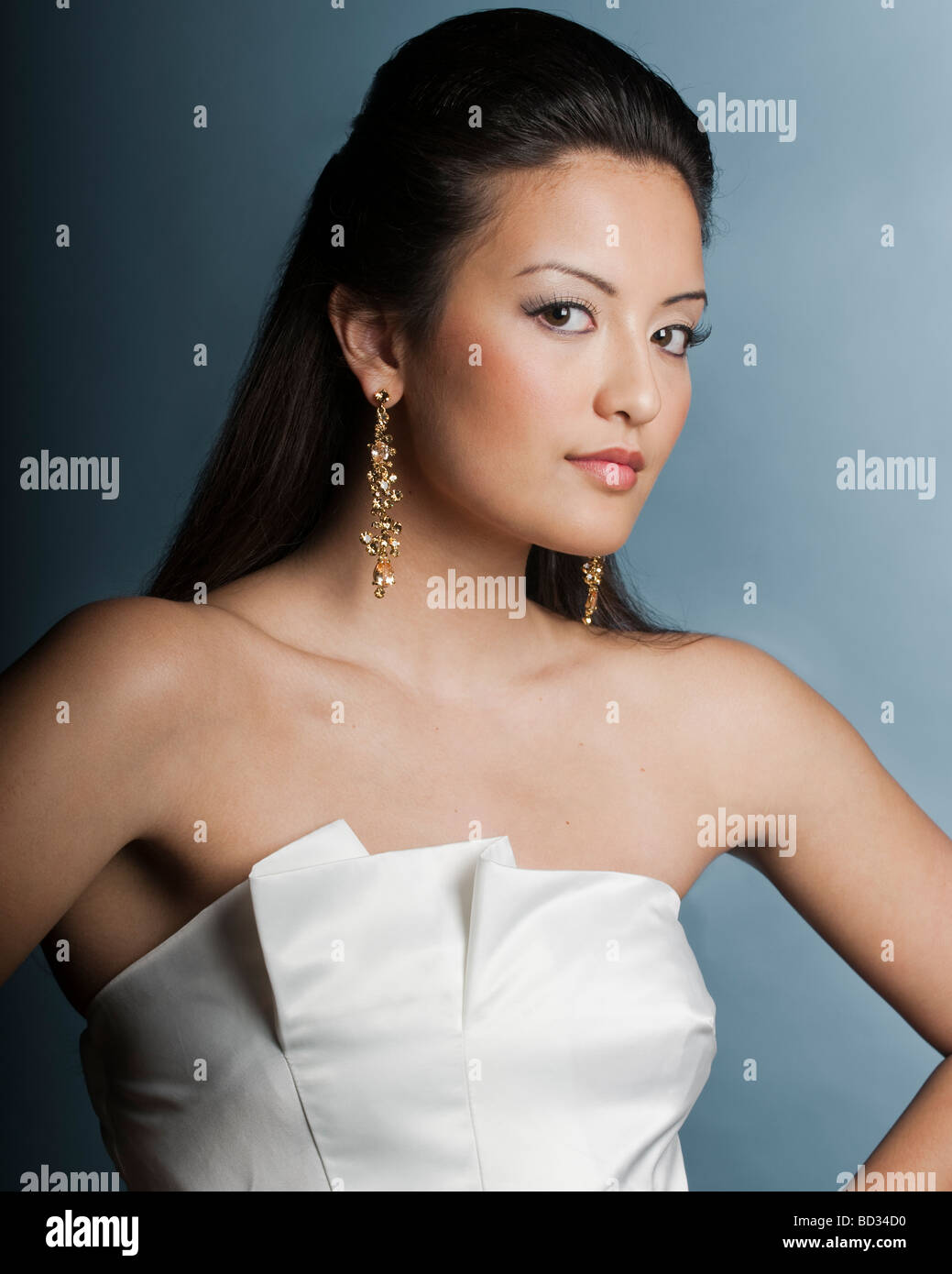 Studio portrait of beautiful female model Stock Photo - Alamy