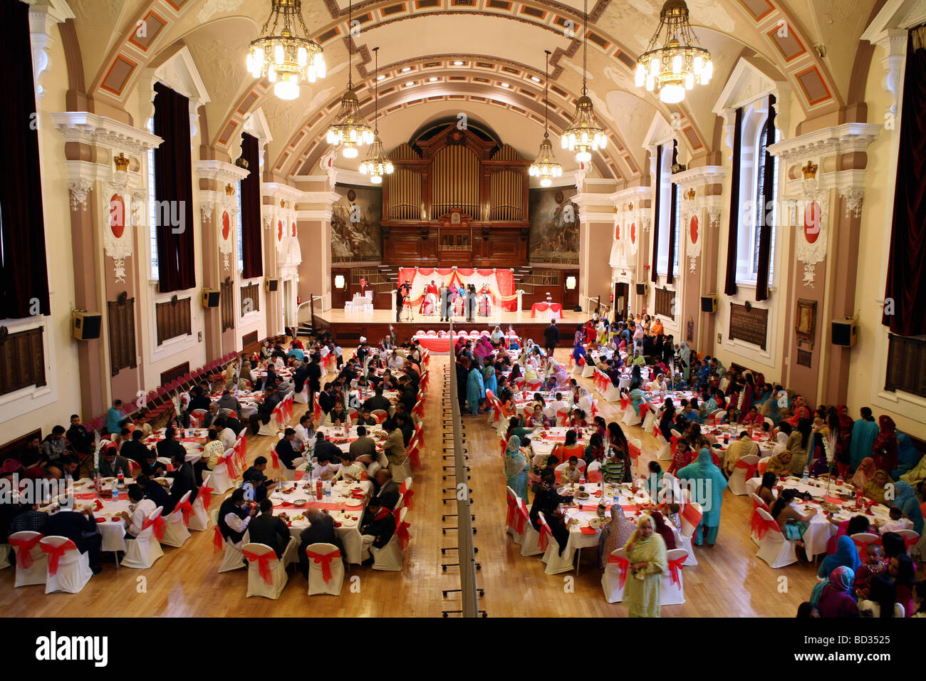 A muslim wedding party in the UK Stock Photo - Alamy