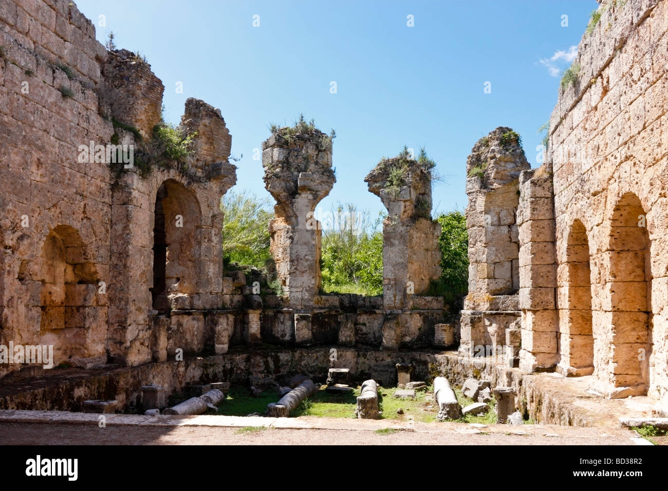 Roman Bath, Ruins of the ancient city of Perge, Turkey Stock Photo - Alamy