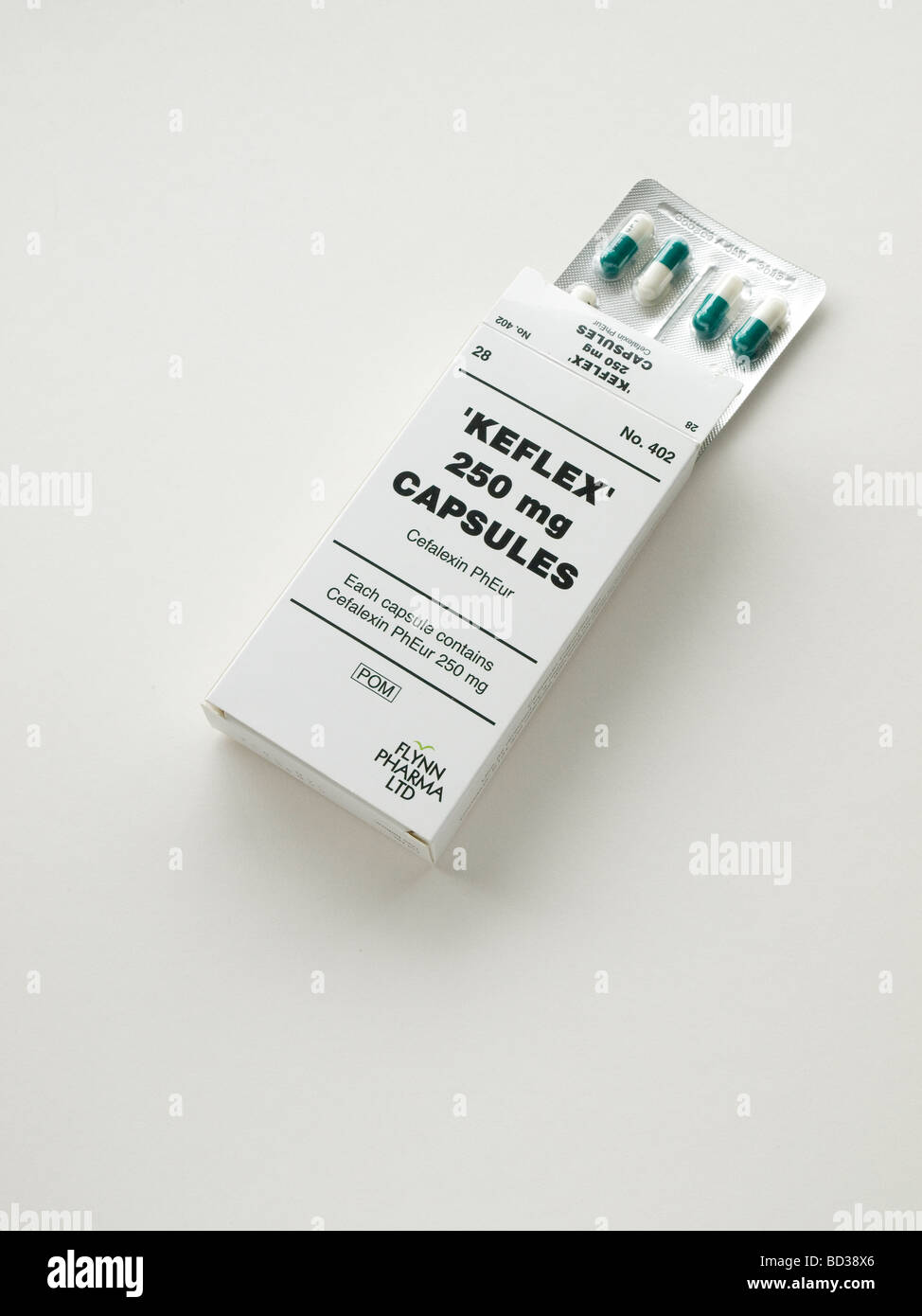 Cephalosporin antibiotic hi-res stock photography and images - Alamy