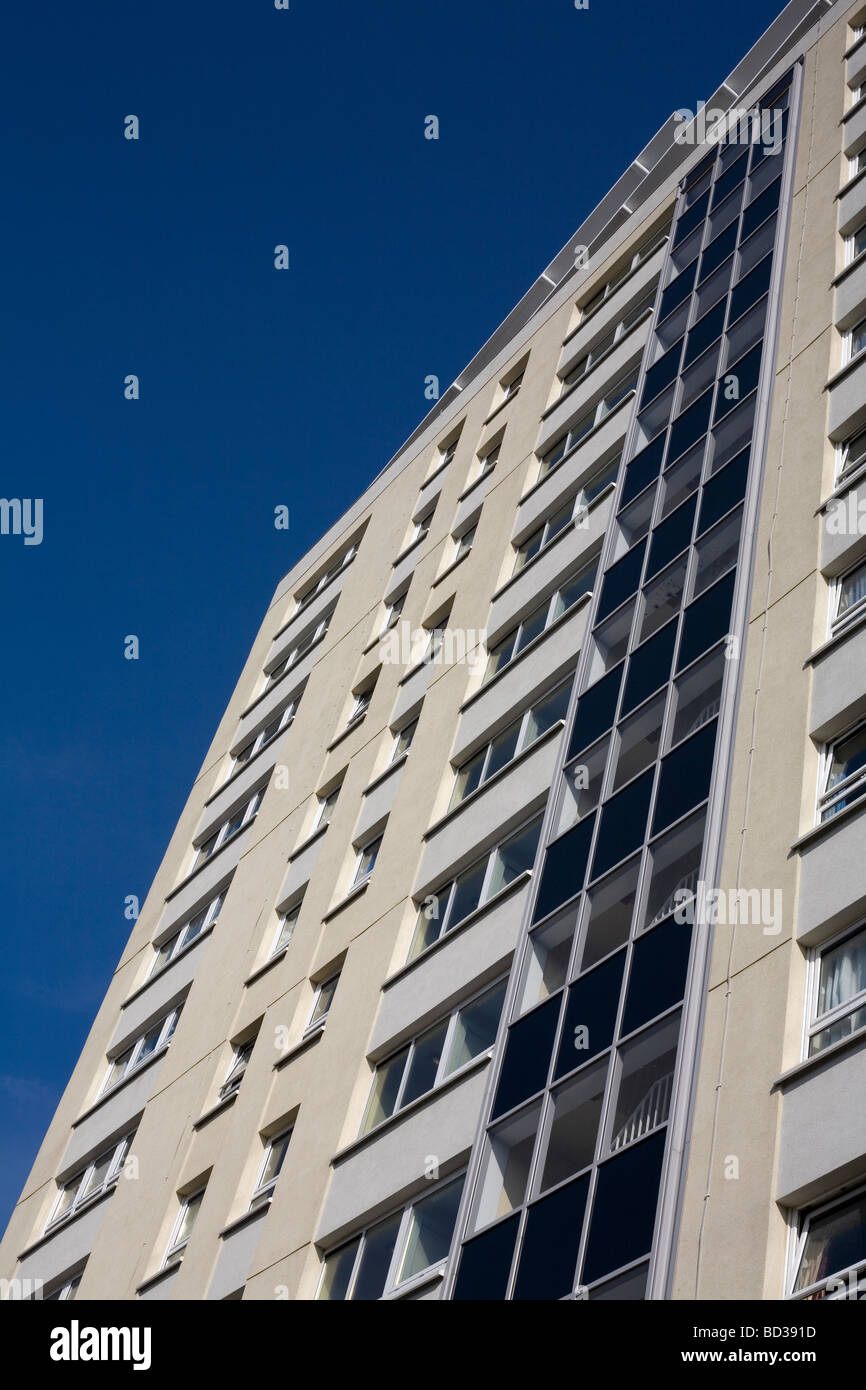 Tower blocks bradford hi-res stock photography and images - Alamy