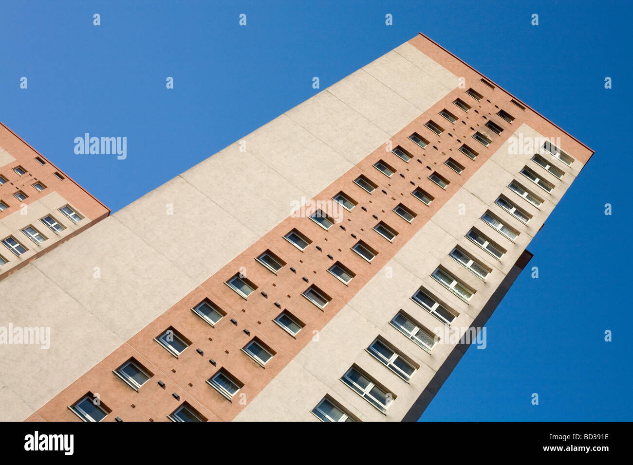 Leeds tower skyscraper hi-res stock photography and images - Alamy