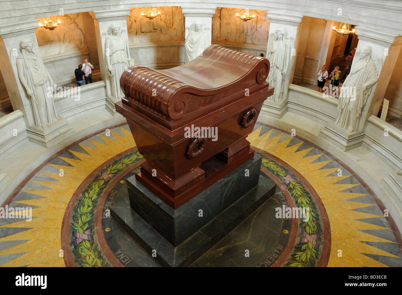 Coffin of Napoleon Bonaparte, Hôtel National des Invalides, Paris ...