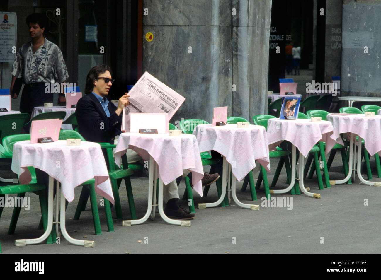 milan daily life in town Stock Photo - Alamy