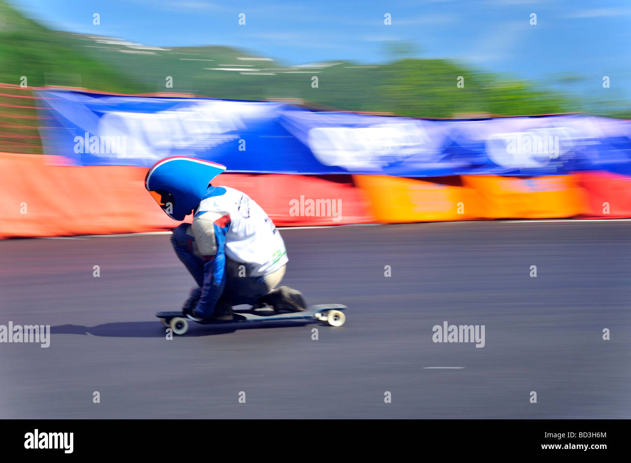 Speedboards hi-res stock photography and images - Alamy