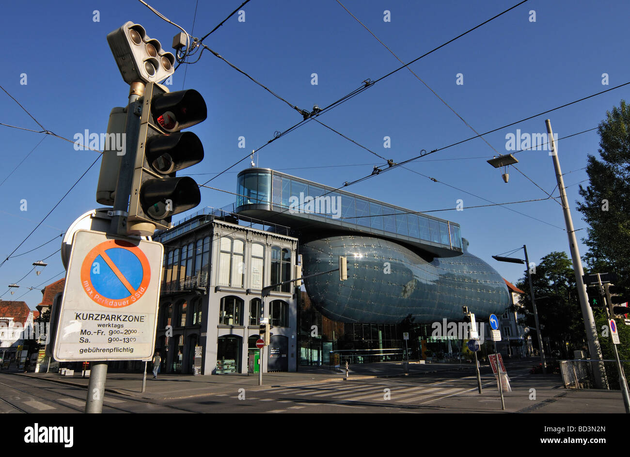 Modern Building of Kunsthaus Museum of Contemporary Art by Architects ...