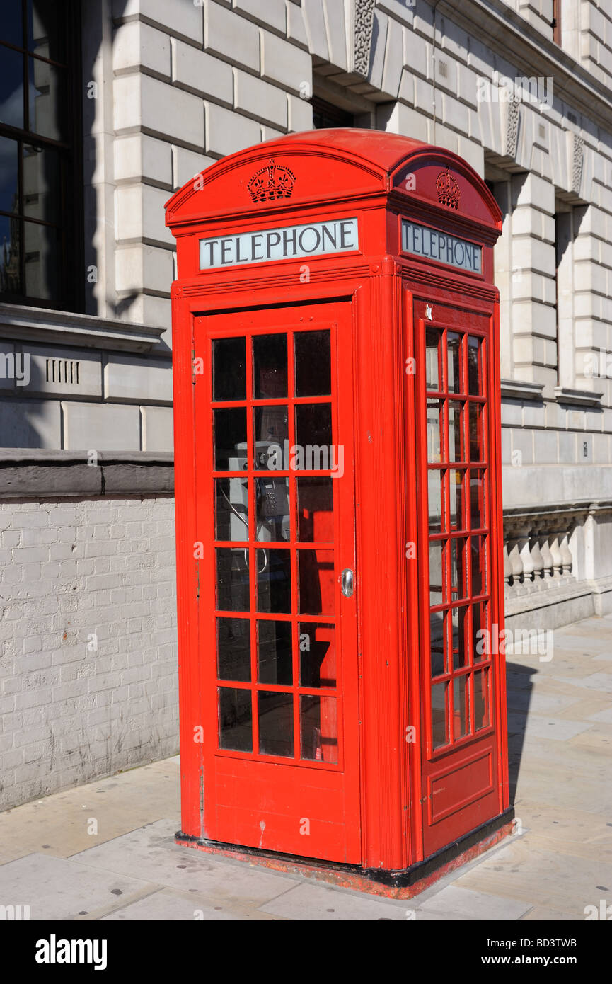 Traditional Red London telephone box in London Stock Photo - Alamy