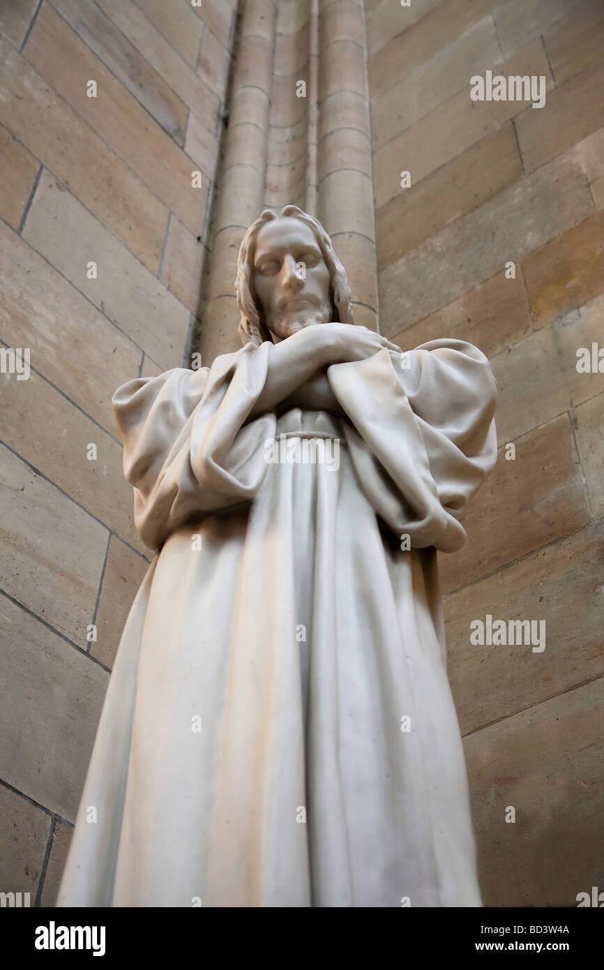 Statue of jesus hi-res stock photography and images - Alamy