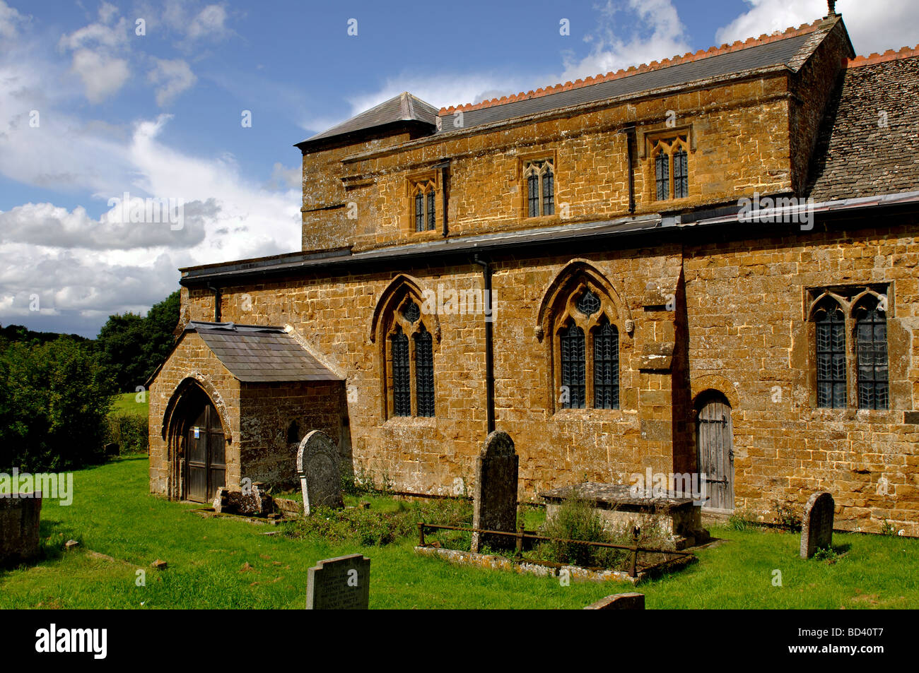 Drayton church ironstone churches hi-res stock photography and images ...