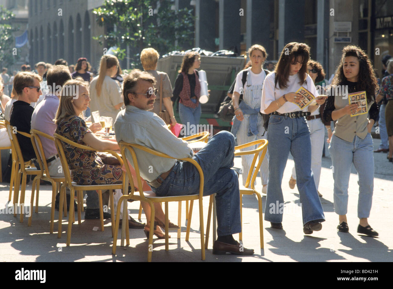 milan daily life Stock Photo - Alamy