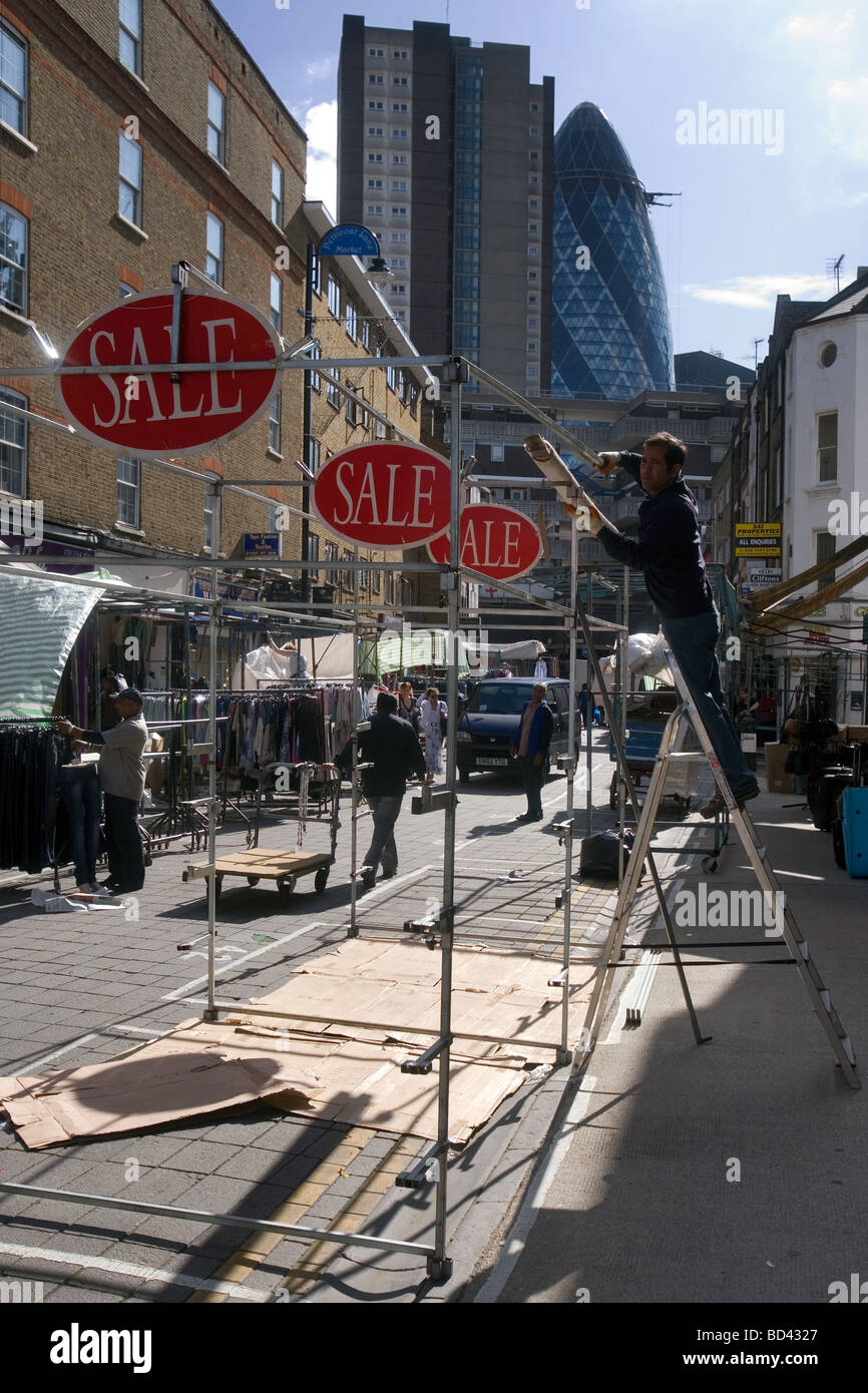 Petticoat lane market gherkin hi-res stock photography and images - Alamy