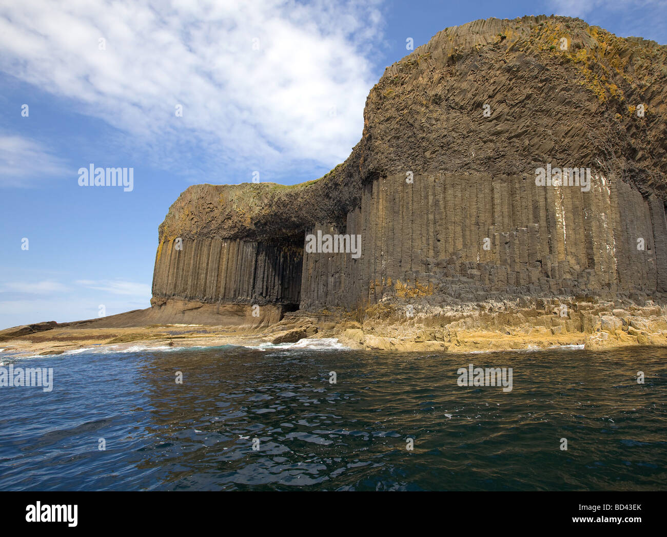 Fingals Cave on the Isle of Staffa Stock Photo - Alamy