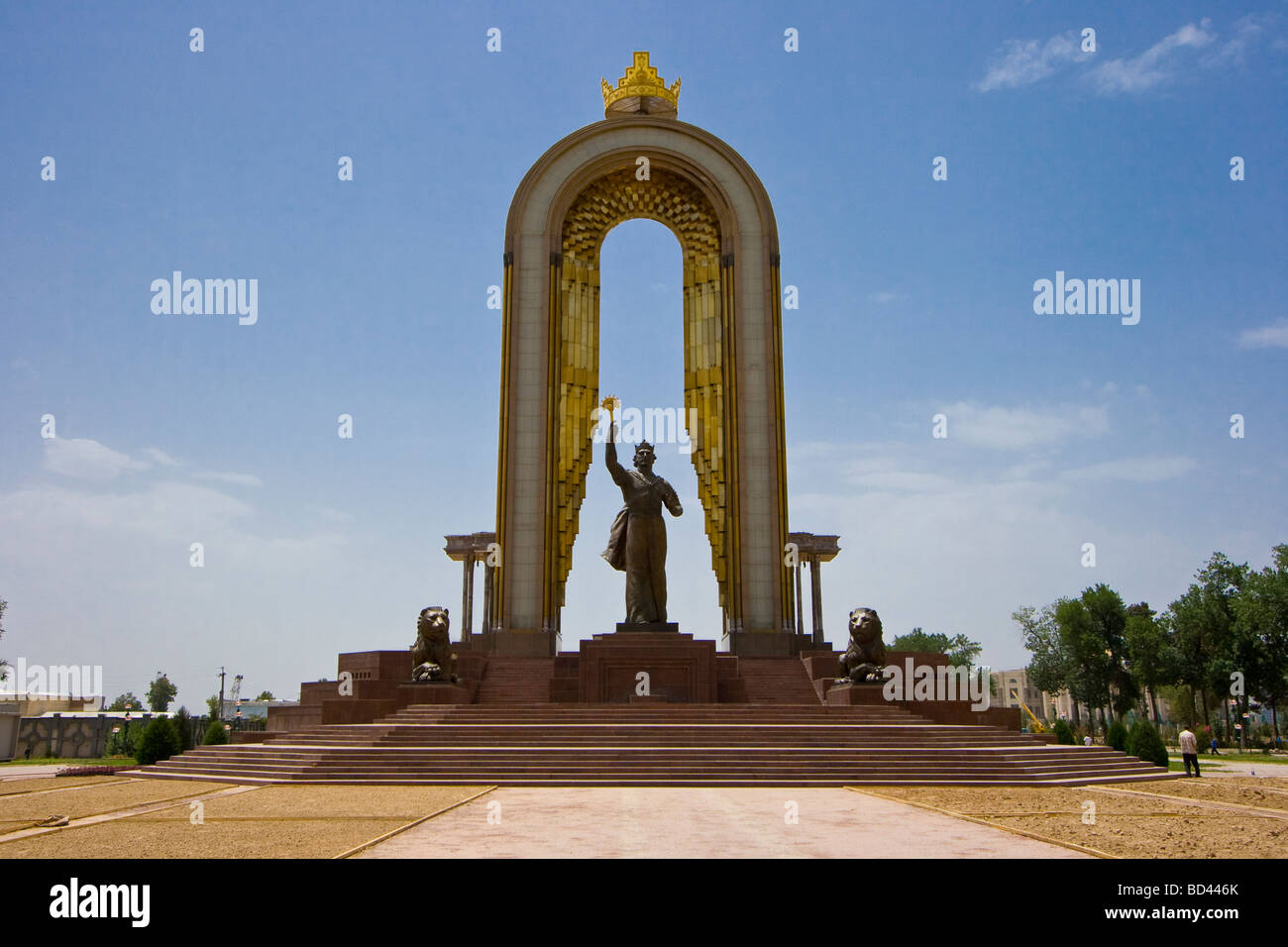 Statue of Ismail Samani in Dushanbe Tajikistan Stock Photo - Alamy