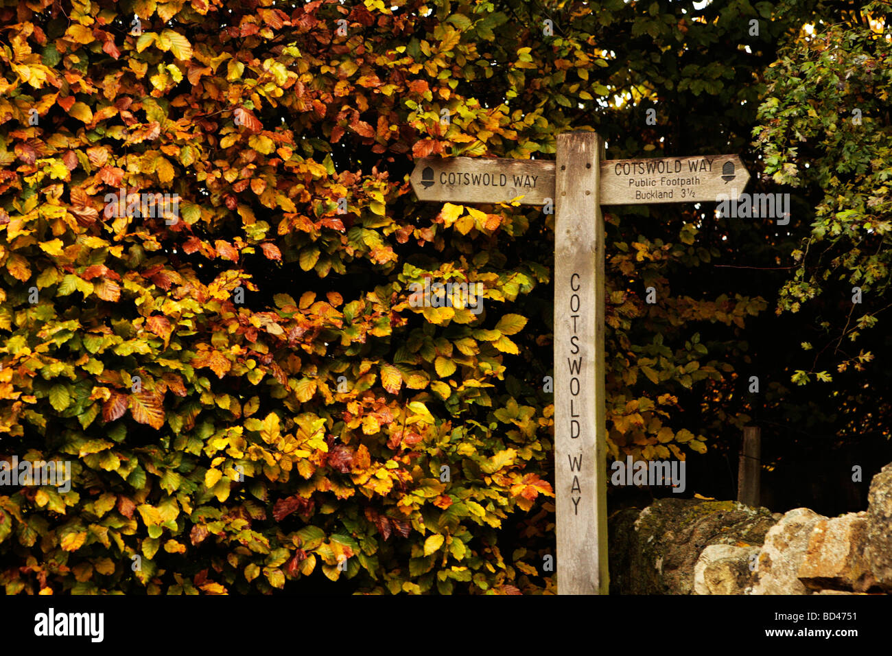 Cotswolds way sign hi-res stock photography and images - Alamy