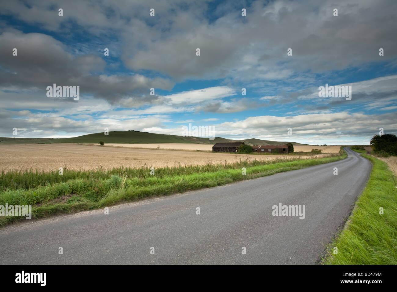 Alton barns white horse hi-res stock photography and images - Alamy