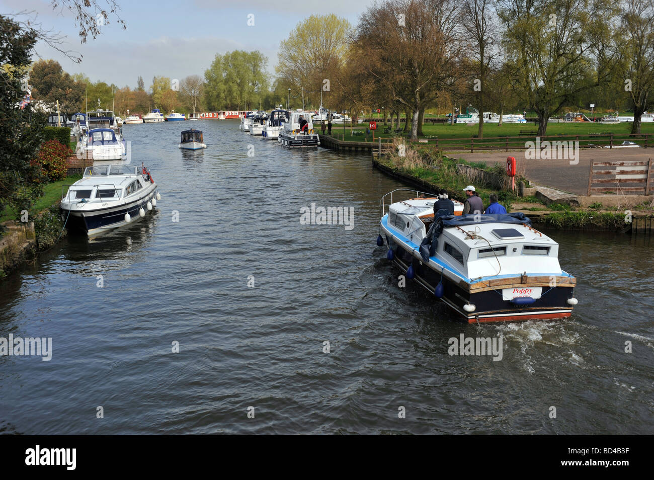 Norfolk suffolk border hi-res stock photography and images - Alamy