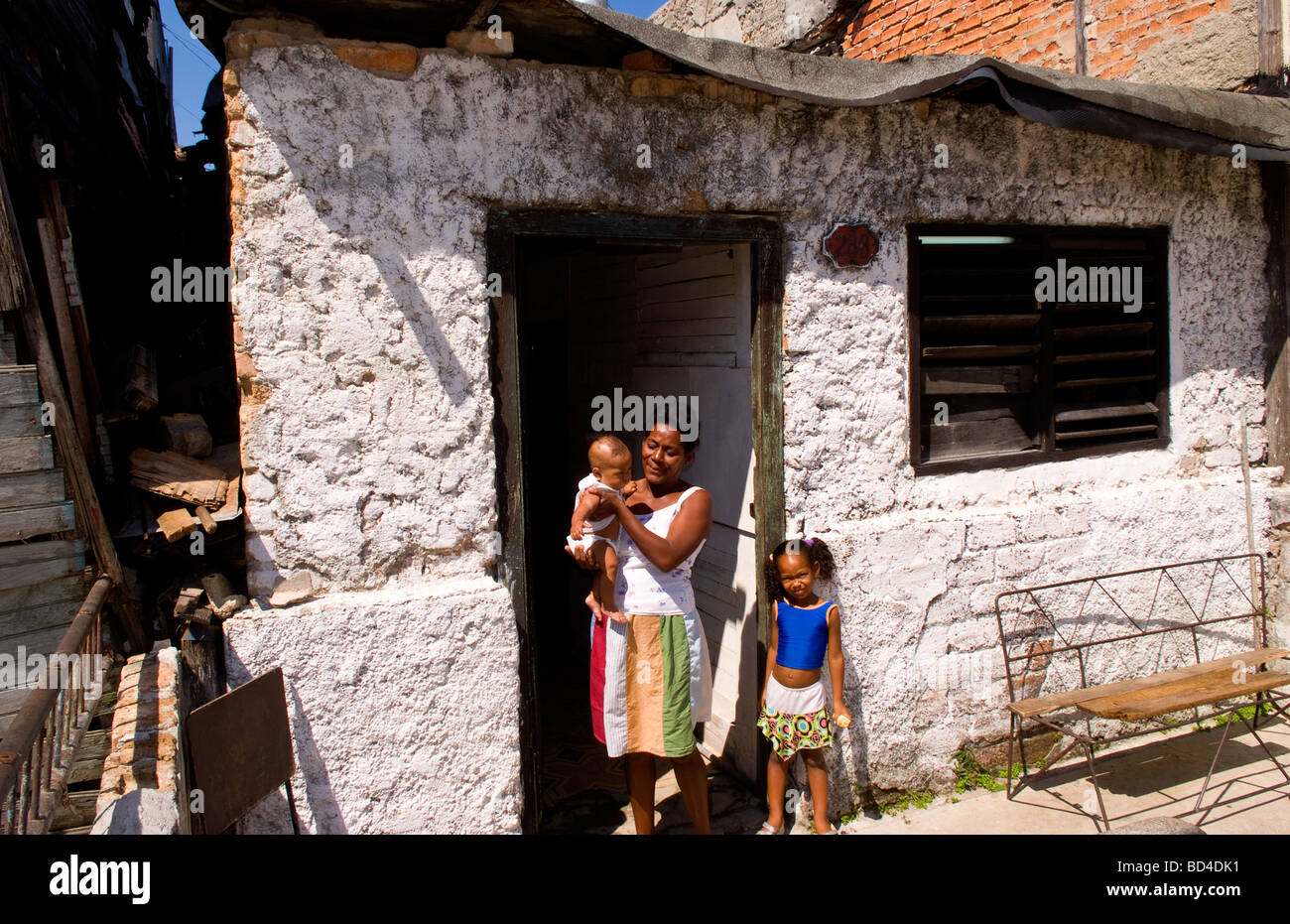 Hispanic children mother poor hi-res stock photography and images - Alamy