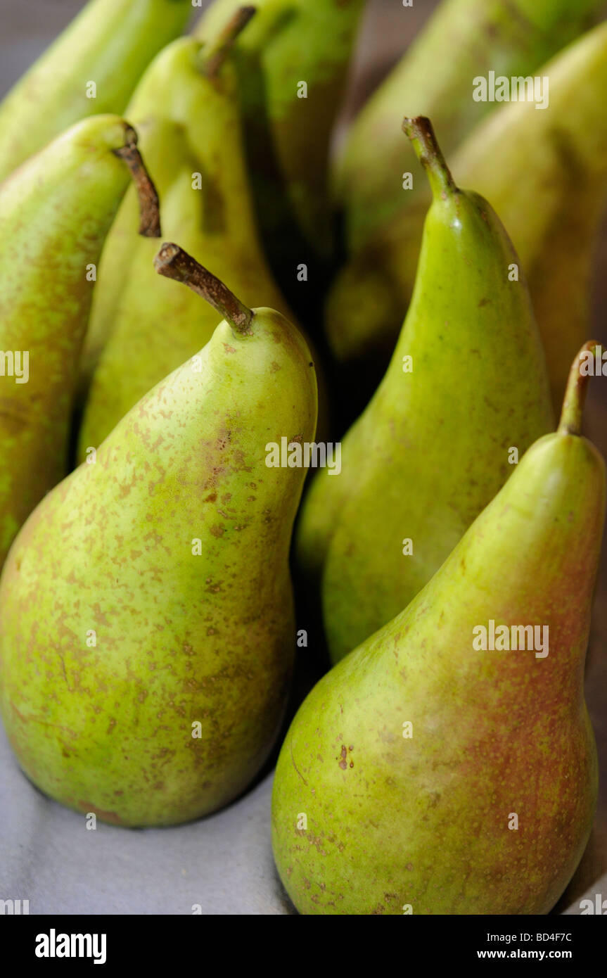 Storing pears hi-res stock photography and images - Alamy