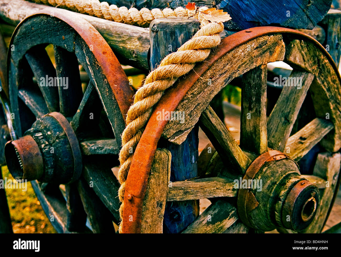 Wooden wheels hi-res stock photography and images - Alamy