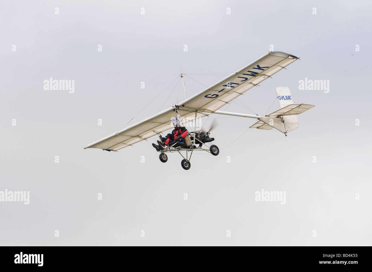 Dynamic wing hi-res stock photography and images - Alamy