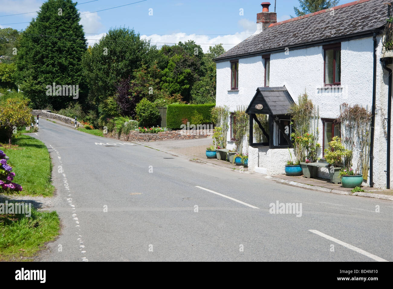 Lerryn village river hi-res stock photography and images - Alamy