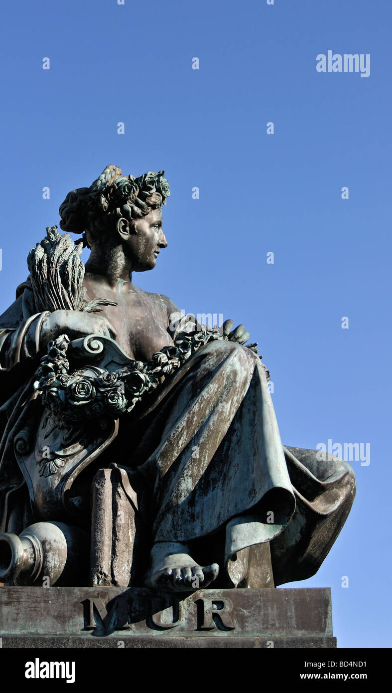 Mur symbol hi-res stock photography and images - Alamy