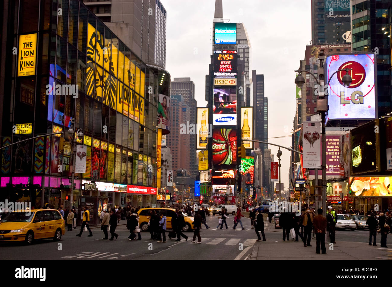 Manhattan time square hi-res stock photography and images - Alamy