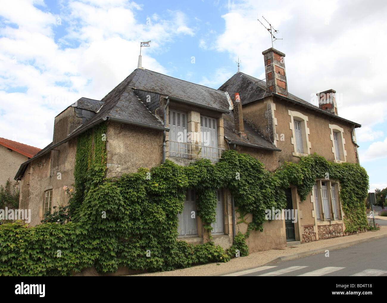 House in France Stock Photo - Alamy