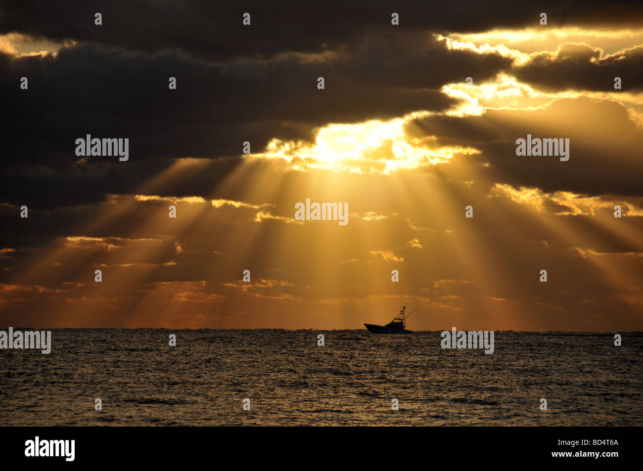 Drama of sunrise hi-res stock photography and images - Alamy