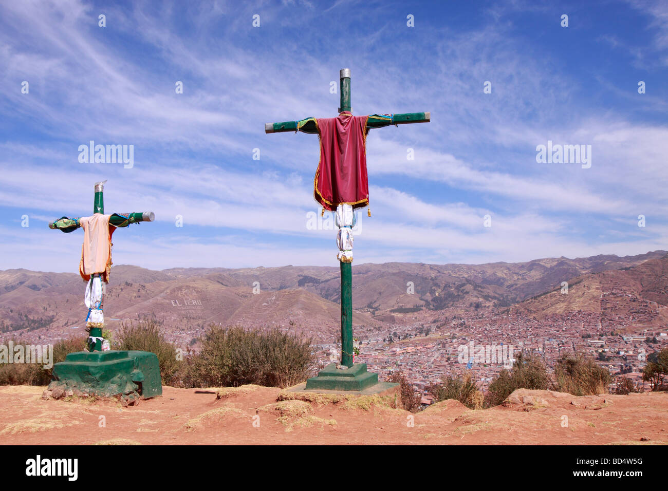Cuzco cross hi-res stock photography and images - Alamy